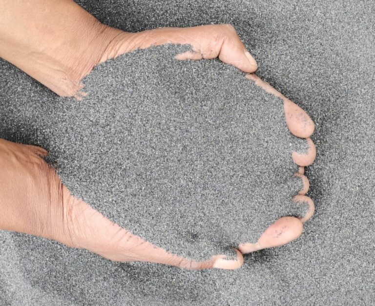 Foundry Chromite Sand Supplier & Exporter | Wholesaler From South Africa